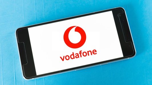 Vodafone: Offerte Mobile e Fisso, Numero, Opinioni - Selectra